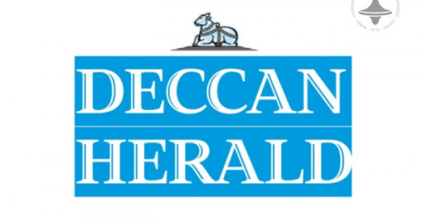 Deccan Herald - PPT on Social Media